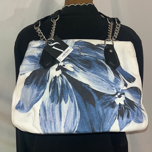 Simply Vera Vera Wang | Bags | Simply Vera Vera Wang Handbag | Poshmark